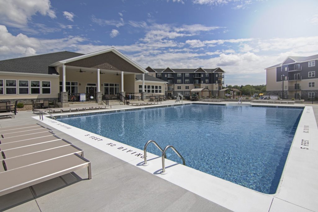 Blue Ridge Apartments - TripleCrownCorp